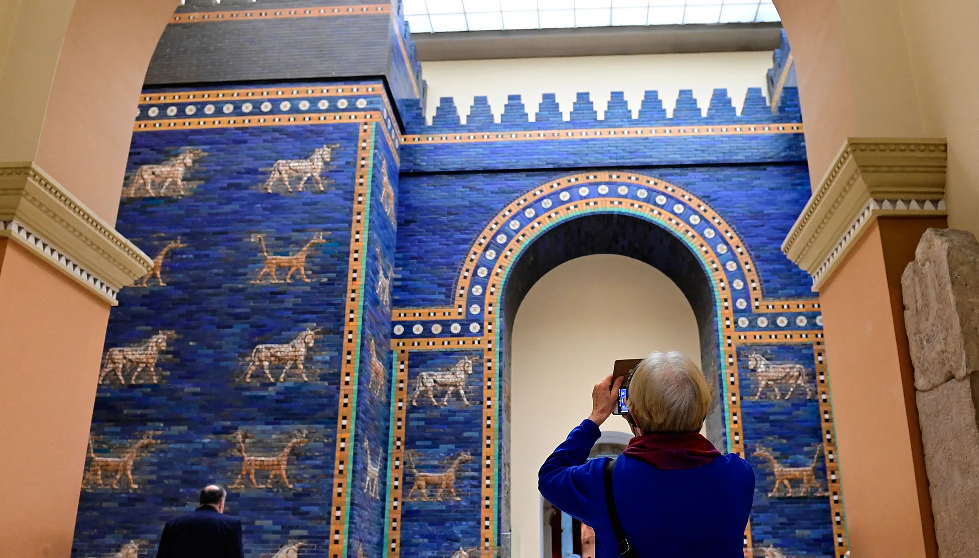 «مَن يملك الماضي» في المتحف الآخر؟ | حبر